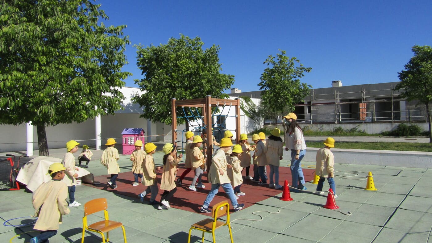 Atividades | Out to In